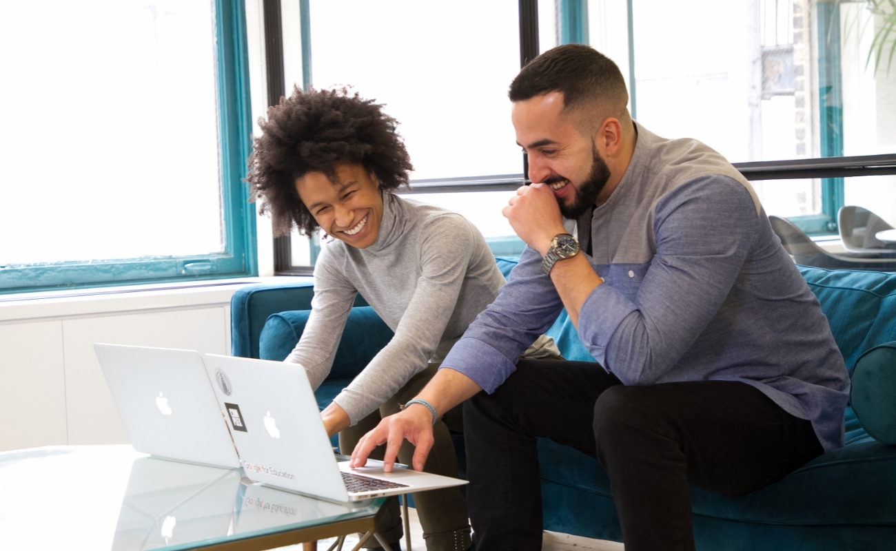 Job vs Internship: Is There a Right Choice for University Students?